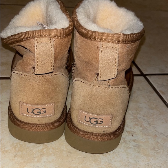 UGG | Shoes | Ugg Classic Tan Boots With Soft Lining | Poshmark